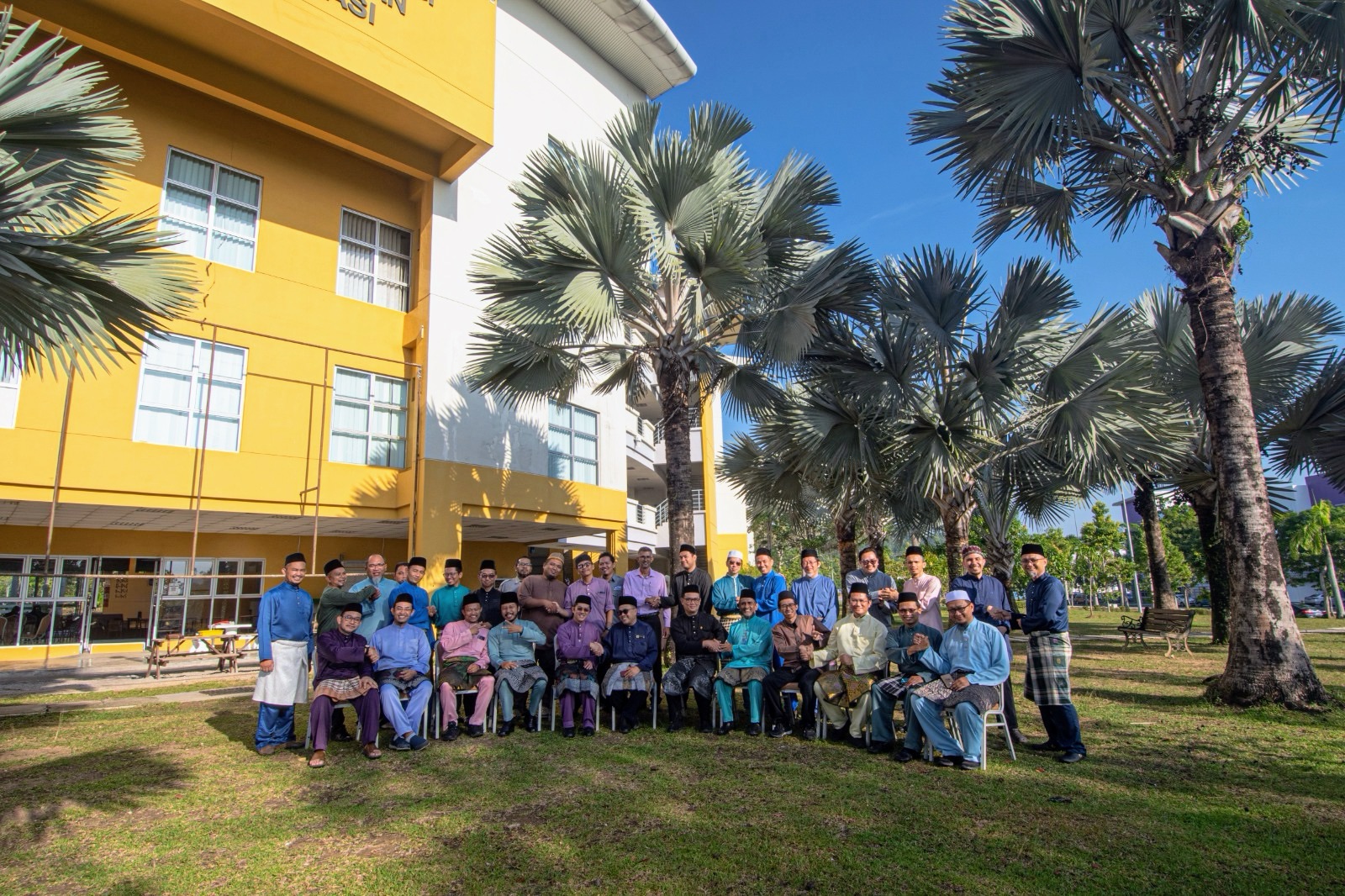 Gambar Raya FTMK 2024 – asyrani.com